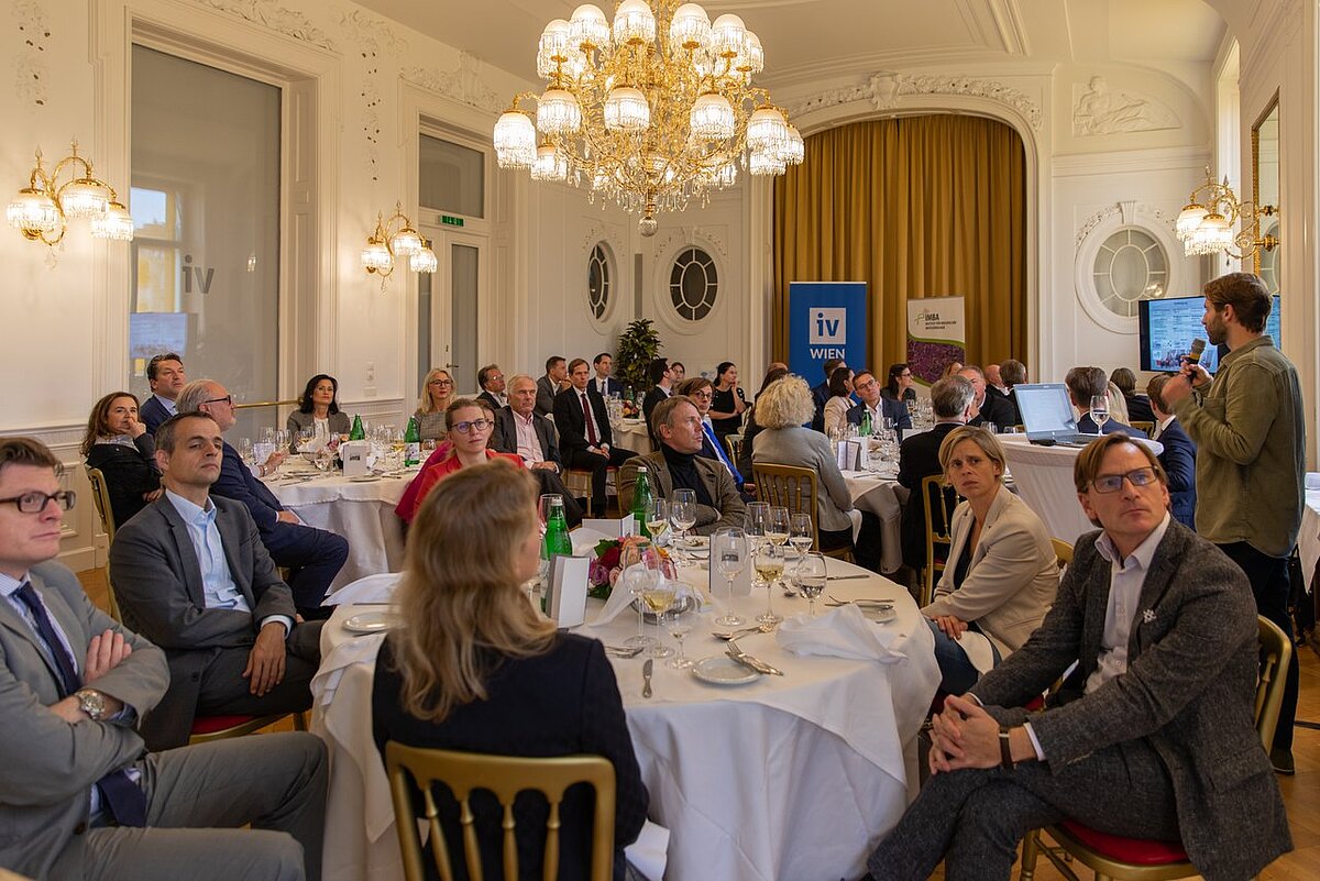 „Industrie & Spitzenforschung im Dialog“