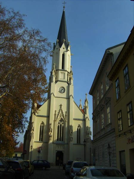 Wien 13, Am Platz, Pfarr- und Wallfahrtskirche Maria Hietzing