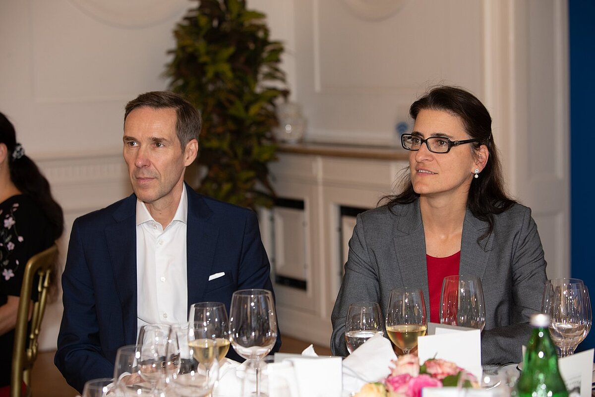 „Industrie & Spitzenforschung im Dialog“